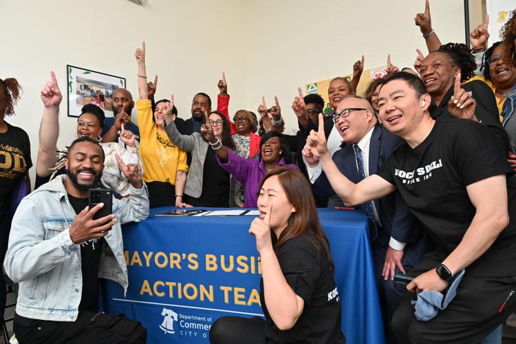 Philly mayor signs order that will make it easier for small businesses ...