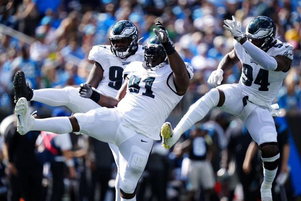 Eagles' 21-18 comeback win typifies team's 'Dawg Mentality' | Football ...