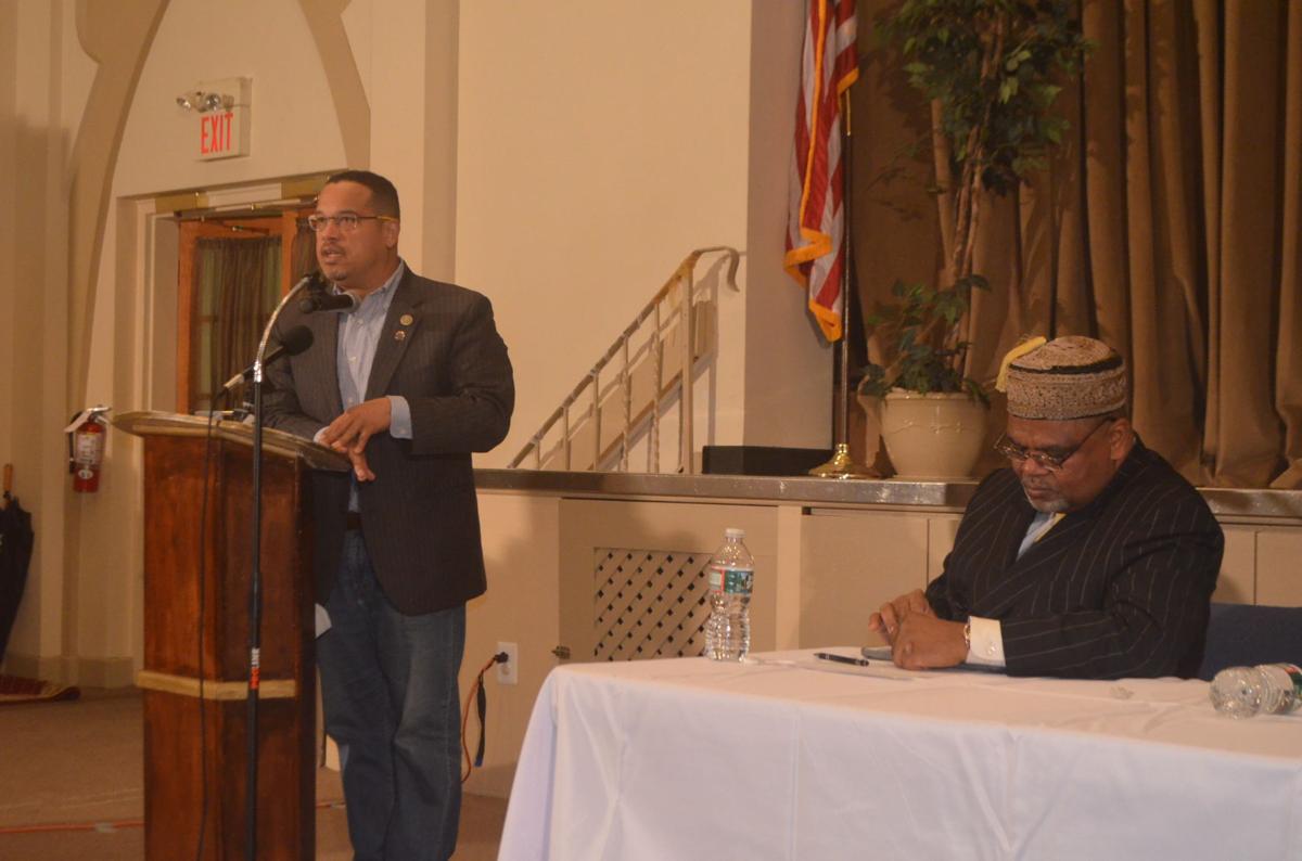 Rep Ellison talks Muslim civic engagement at Masjidullah | Metros ...