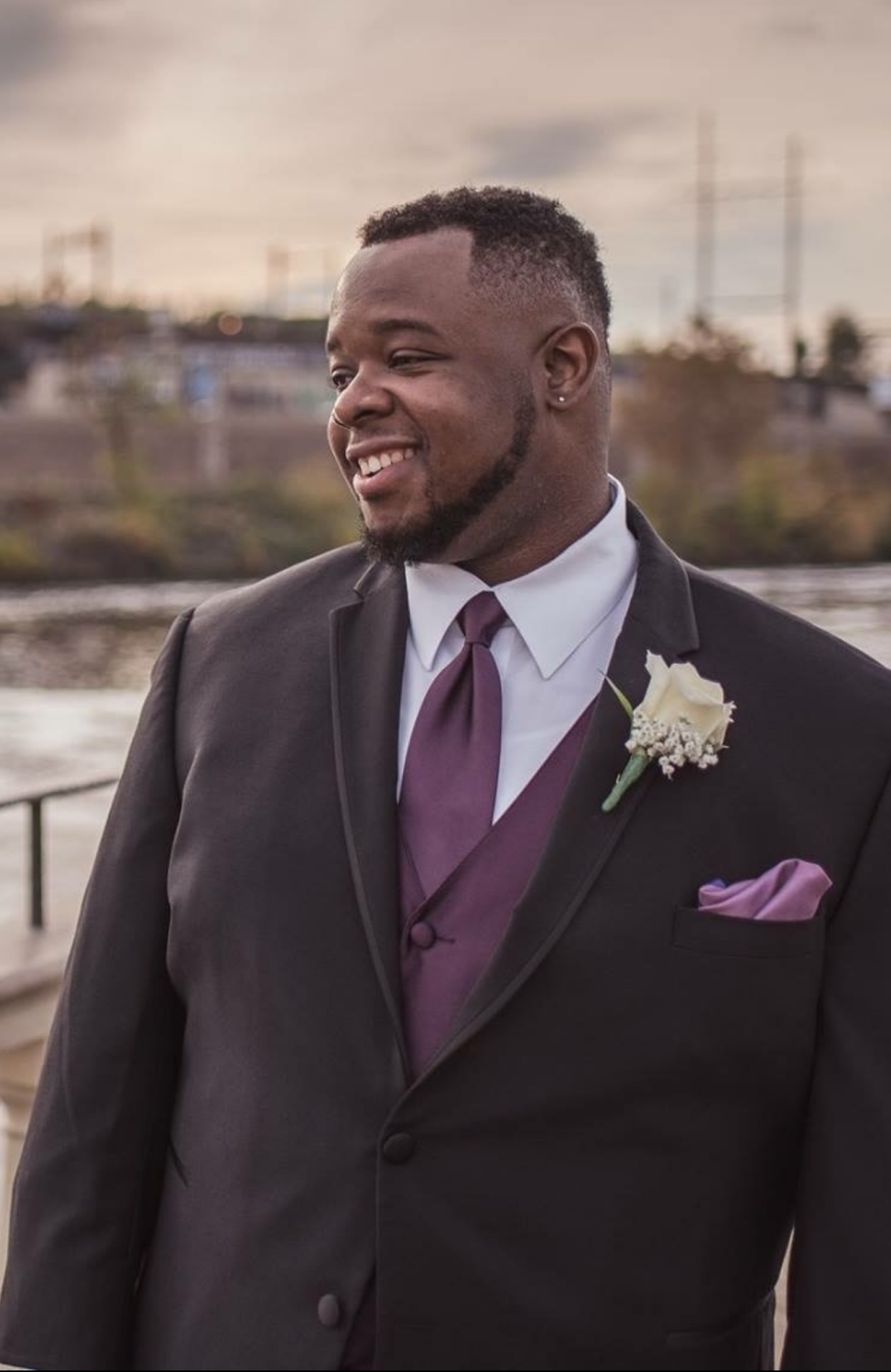 Dwayne D. Croom Jr., restaurant manager and flight attendant, dies at ...