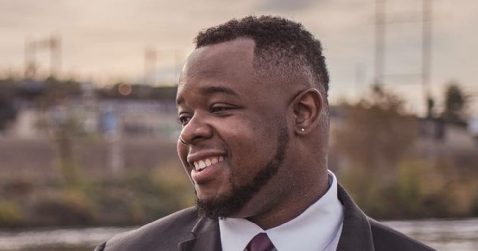 Dwayne D. Croom Jr., restaurant manager and flight attendant, dies at ...
