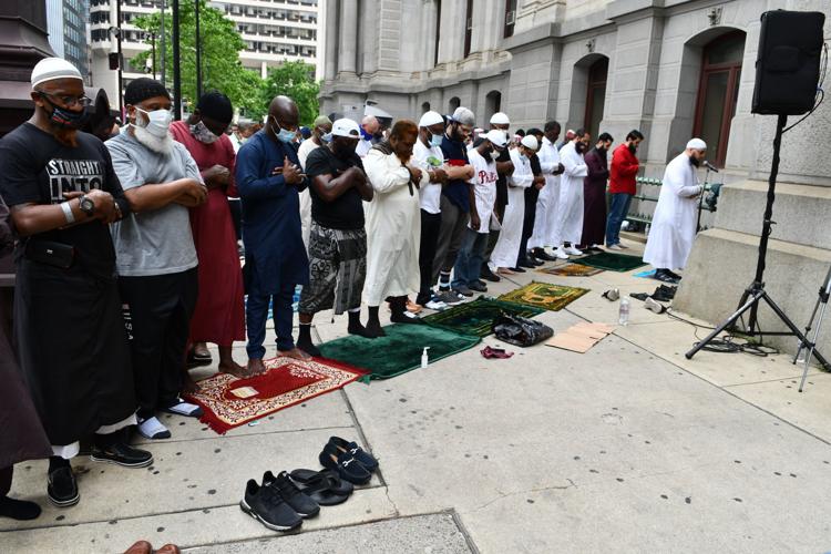 Photos: Philadelphia Muslims pray at City Hall on Friday | Multimedia ...