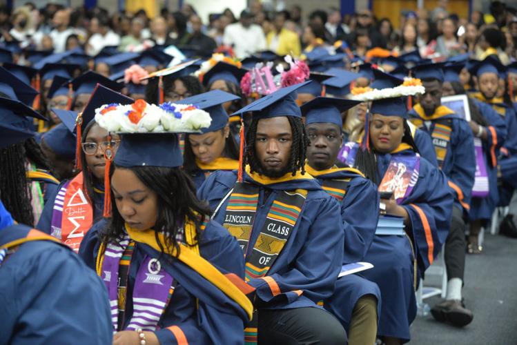 Lincoln University graduates nearly 400; Philly mayor gets honorary ...