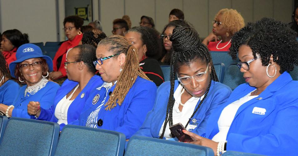 PHOTOS: Divine 9 Town Hall | Photo Gallery | phillytrib.com