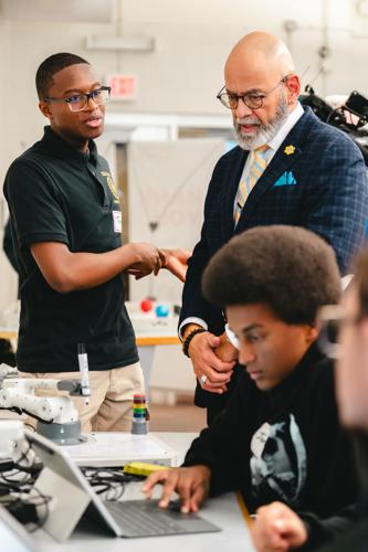 Carver students get boost in STEM education with opening of new learning center | News ...