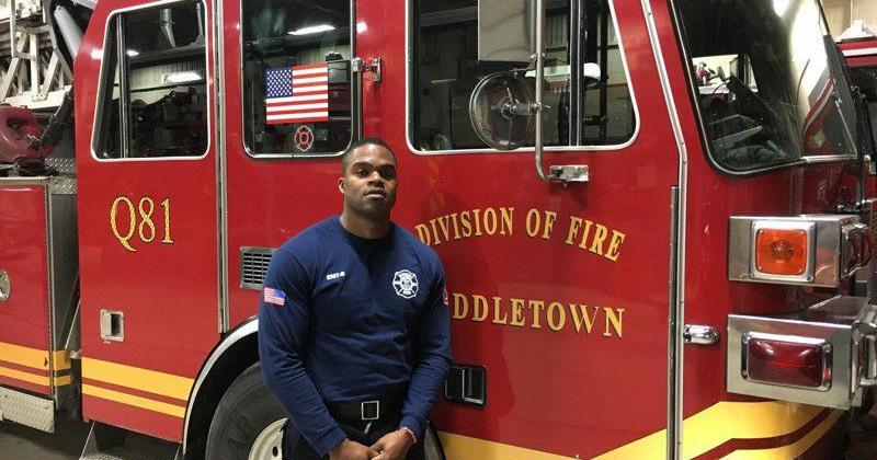 Former NFL pro-turned-firefighter reflects on career change ...