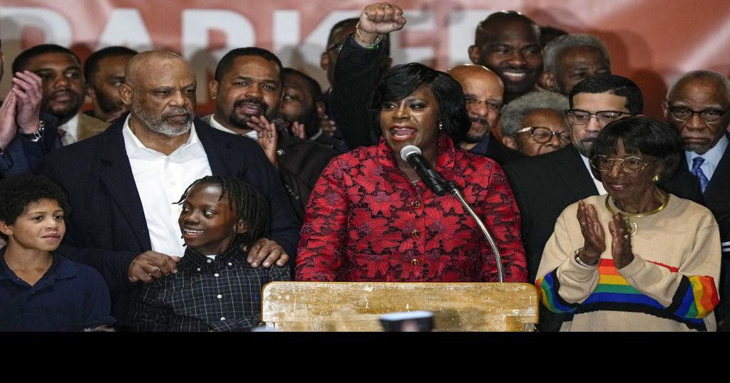 Mayor-elect Parker names chief of staff and two aides as deputy mayors ...