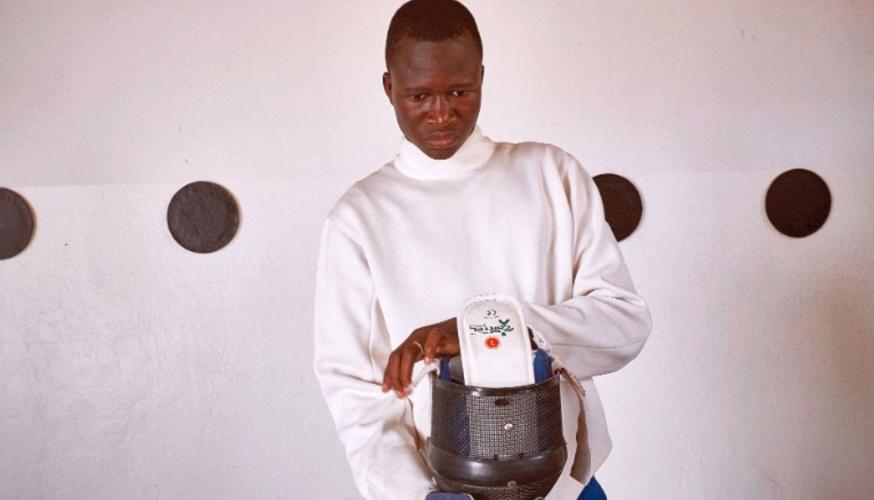 Child prisoners in Senegal learn fencing to stay out of trouble | News ...