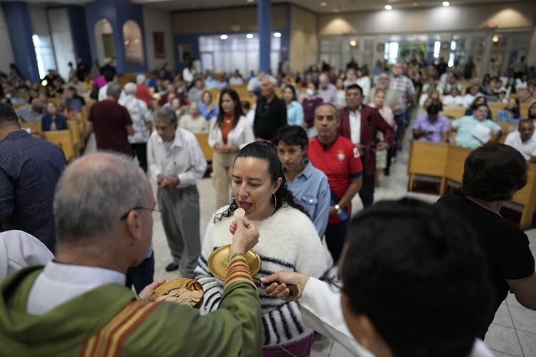 Nicaragua's exiled clergy and faithful in Miami keep up struggle for ...