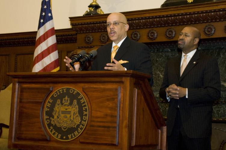 Tavis Smiley to moderate poverty discussion at CCP | State & Region ...