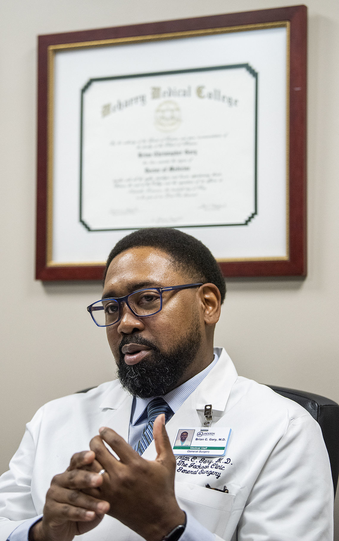 Community Hero: Surgeon keeps hometown on the cutting edge | Health ...