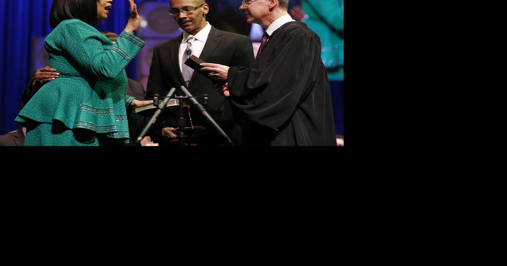 Sheila Oliver sworn in as New Jersey's first Black lieutenant governor ...