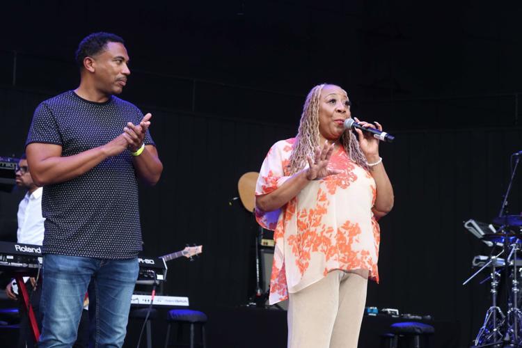 Tamia, Ne-Yo light up the night at the Dell Music Center | Lifestyle ...