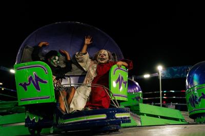 Into the Darkness: Fear Farm returns with new frights | City | phoenix.org