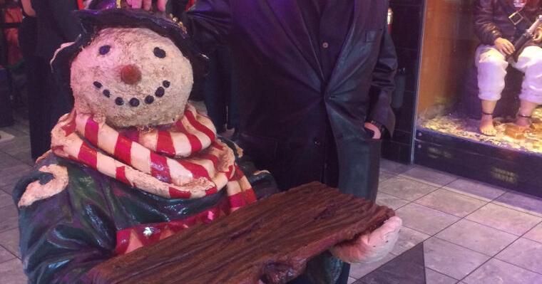 Light ‘Em Up: Michael Pollack promises a brighter than usual holiday ...