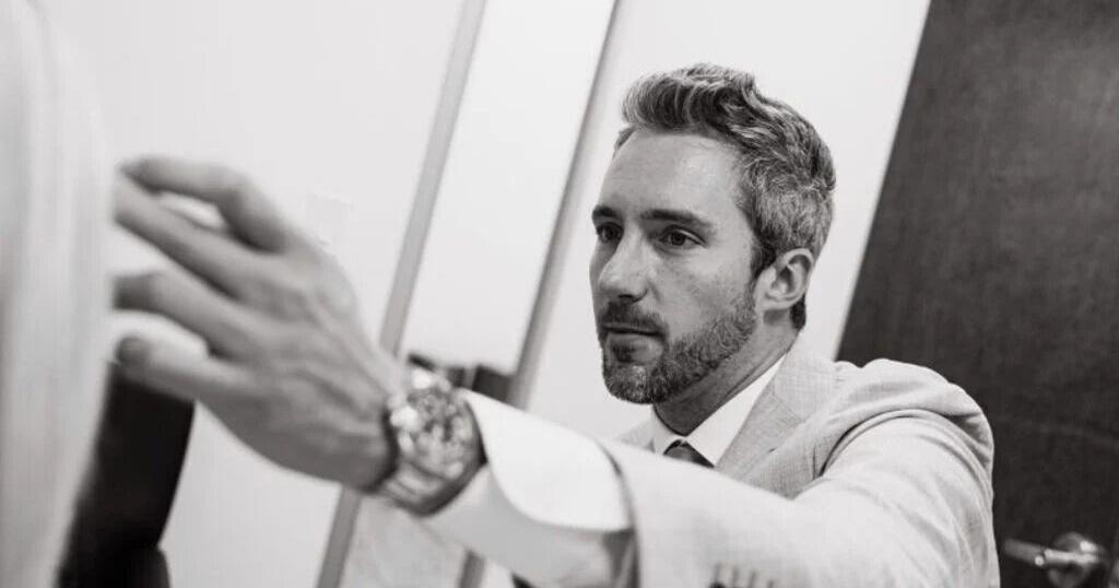 Phoenix Plastic Surgery: Dr. Mark Gruszynski Serves Active Valley ...