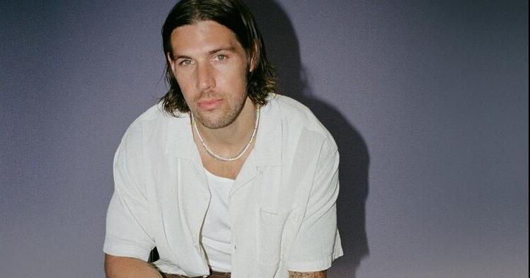 Having a Good Day: Singer Jake Scott keeps a positive outlook ...