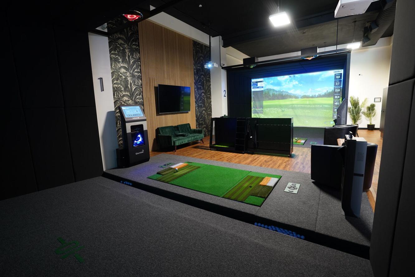 Golf Envy: Indoor Tempe venue aims for club ambiance | Sports in the ...