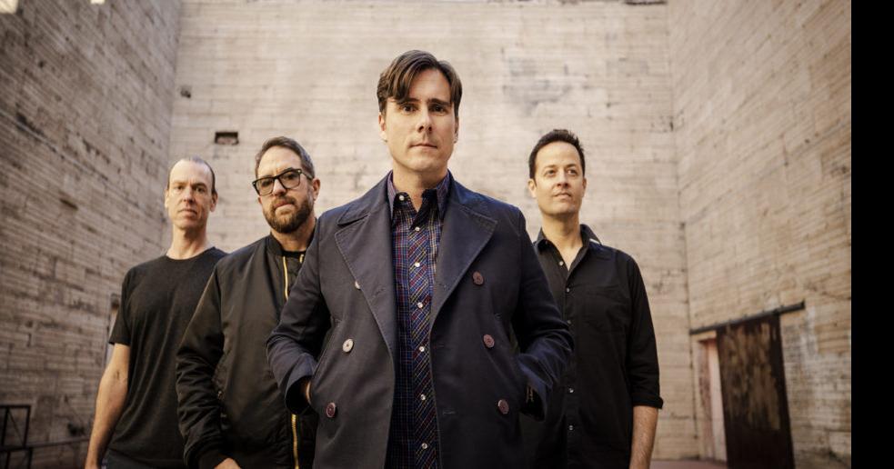 A Moment of Clarity: Jimmy Eat World gives fans a series to believe in ...