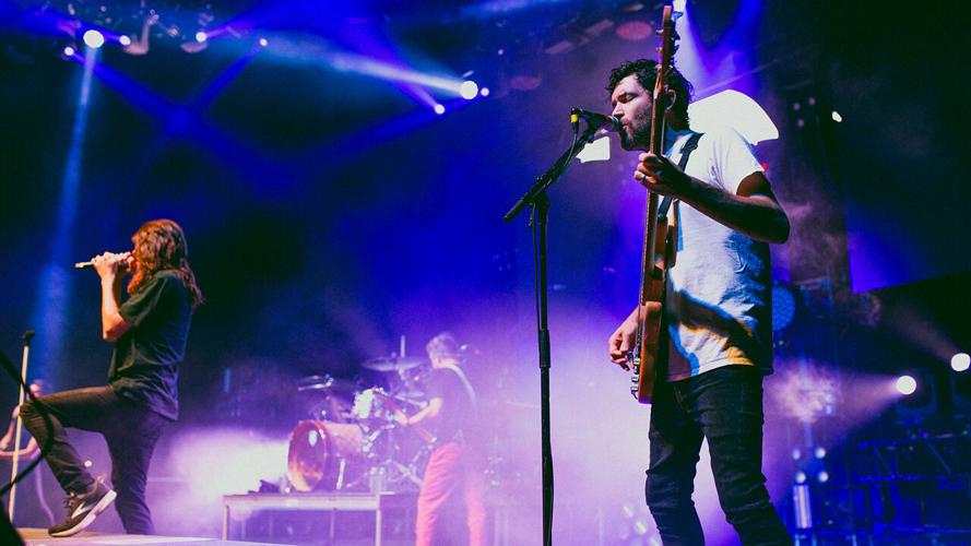 Review: Yellowcard with Mayday Parade, Anberlin and This Wild Life at ...
