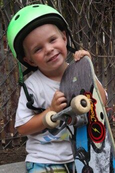 Grom of the Week: Carson Carr | | picketfencemedia.com