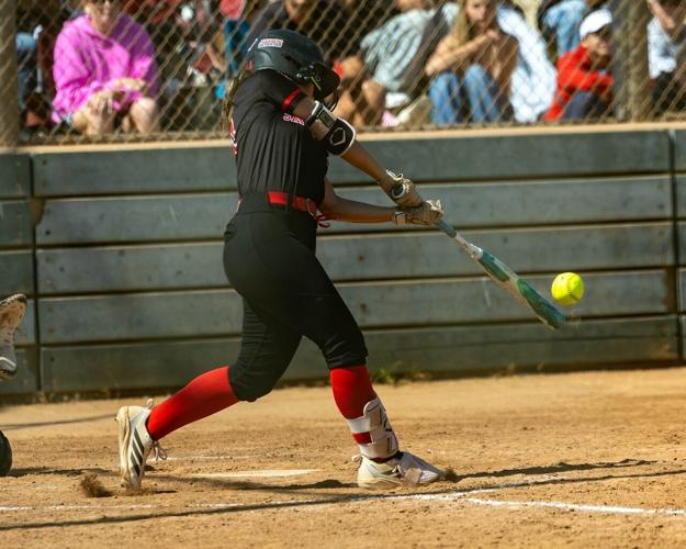 TRITONS ROUNDUP: Softball Playoff Run Ends in Semis; Dos Santos ...