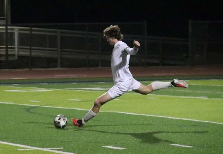 GALLERY: SCHS Boys Soccer Remains Unbeaten, Wins 10th Straight in Back ...