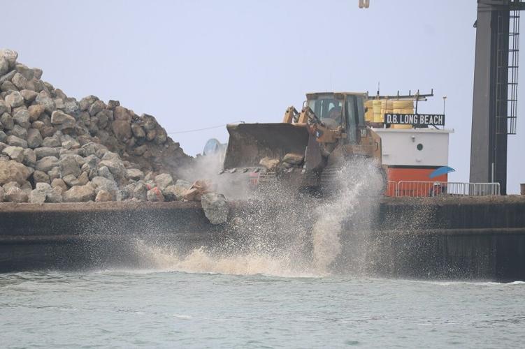 Beneath the Barge: An Inside Look at Edison’s Operations to Expand ...