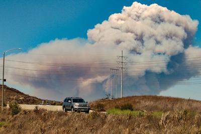 Firefighters Battle 4,000-Acre ‘Holy Fire’ in Cleveland National Forest ...