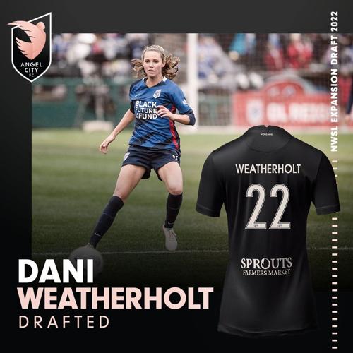 Triton Report: SCHS Grad Dani Weatherholt Selected by NWSL’s Angel City ...