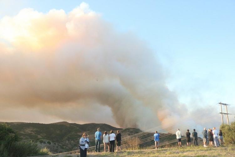 UPDATE: Camp Pendleton Wildland Fire Reaches 700 Acres, No Evacuations ...