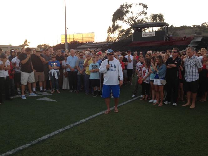 San Clemente Community Rallies in Remembrance | Eye on SC ...
