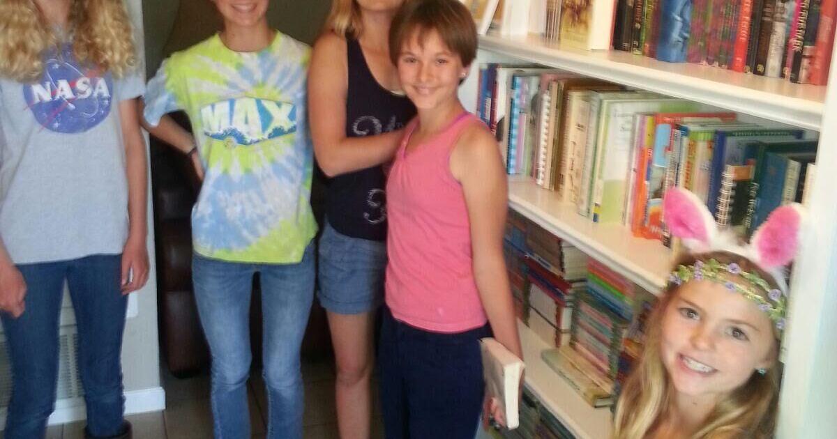 Girl Scout Troop Builds Shelves for Transitional Shelter | Eye on SC | picketfencemedia.com