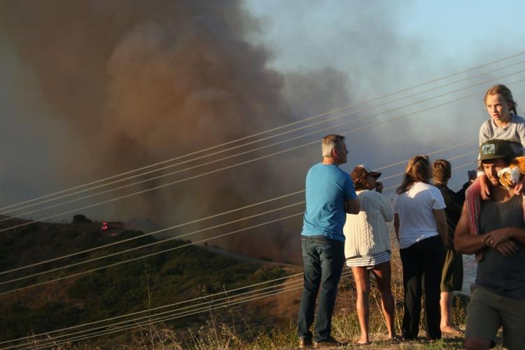 UPDATE: Camp Pendleton Wildland Fire Reaches 700 Acres, No Evacuations ...
