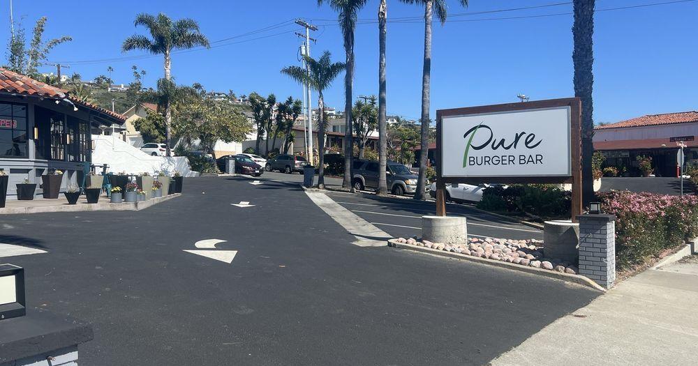 Pure Burger Bar Brings Its Own Spin to South San Clemente | Eye on SC ...