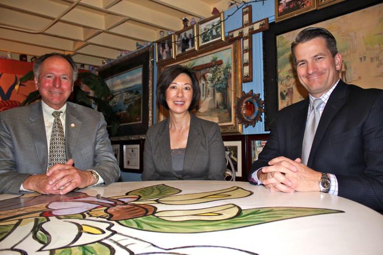 A Meeting of Mayors | | picketfencemedia.com