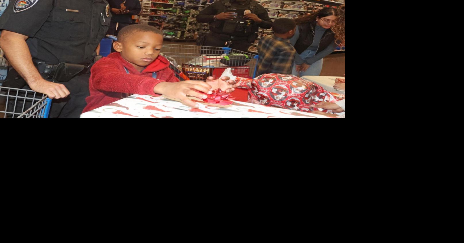 MPD gives back to community with annual 'Shop with a Cop' | Casa Grande ...