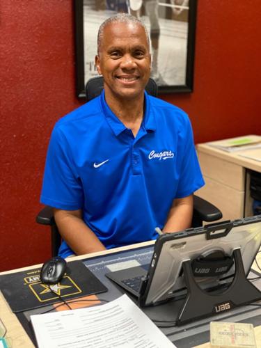 Retiring Robbins receives key to the city | Casa Grande Area News ...