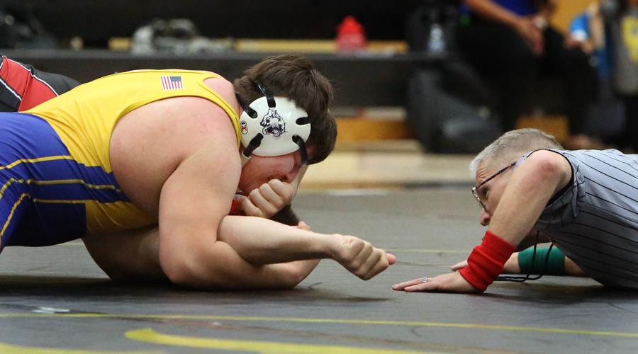 Under the Lights wrestling tournament | Sports | pinalcentral.com