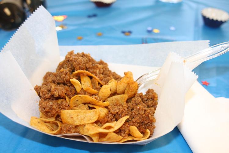 CHS class of '67 reunites over Frito pie | | pinalcentral.com