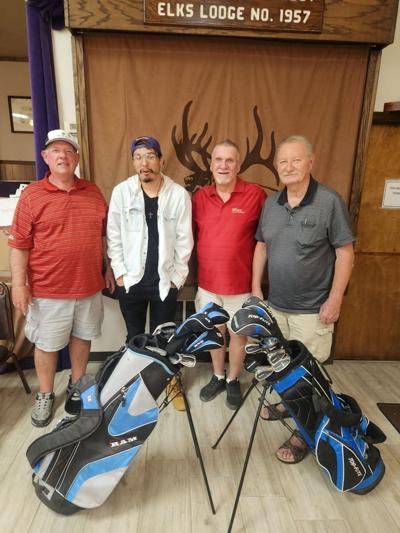 Elks golf committee donates clubs | Area News | pinalcentral.com