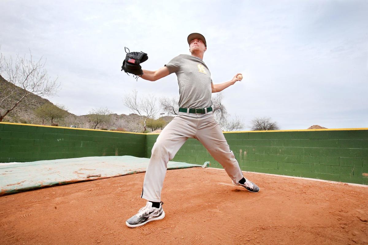 Central focus: Washington transfer Knowles lighting it up at CAC ...