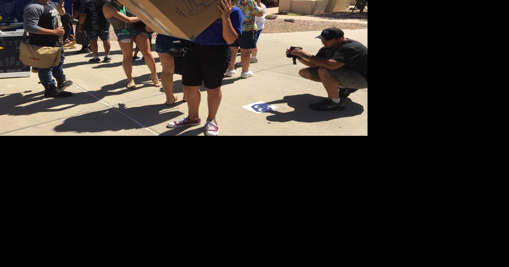 CAC eclipse viewing event attracts kids, students, others | Casa Grande ...