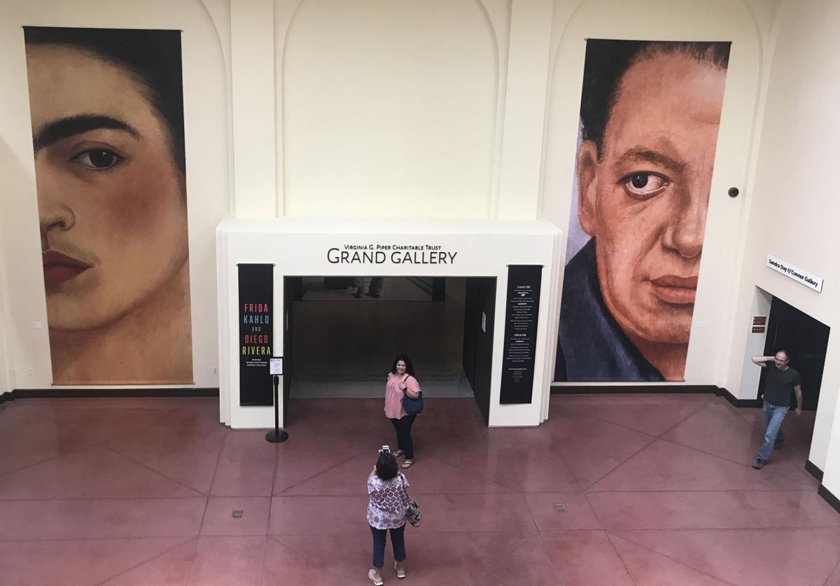 Frida Kahlo, Diego Rivera exhibit attracts crowds at Heard Museum ...