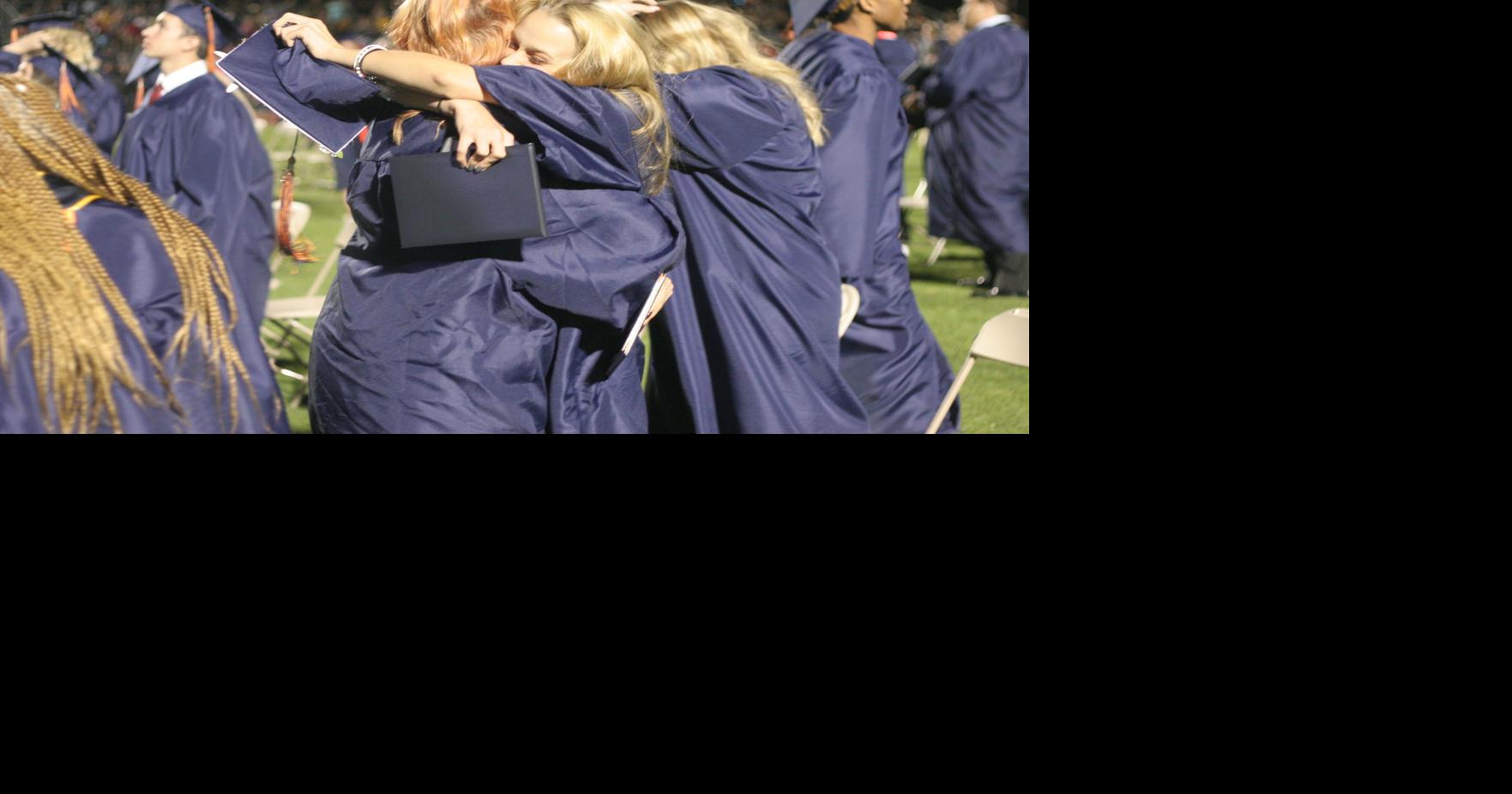 Poston Butte High School Graduation | | pinalcentral.com