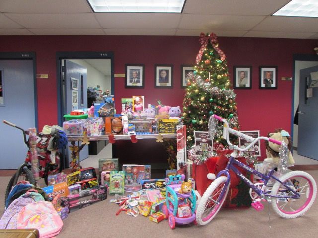 Eloy Fire District Adopt-a-Family 12/24/20 | News | pinalcentral.com
