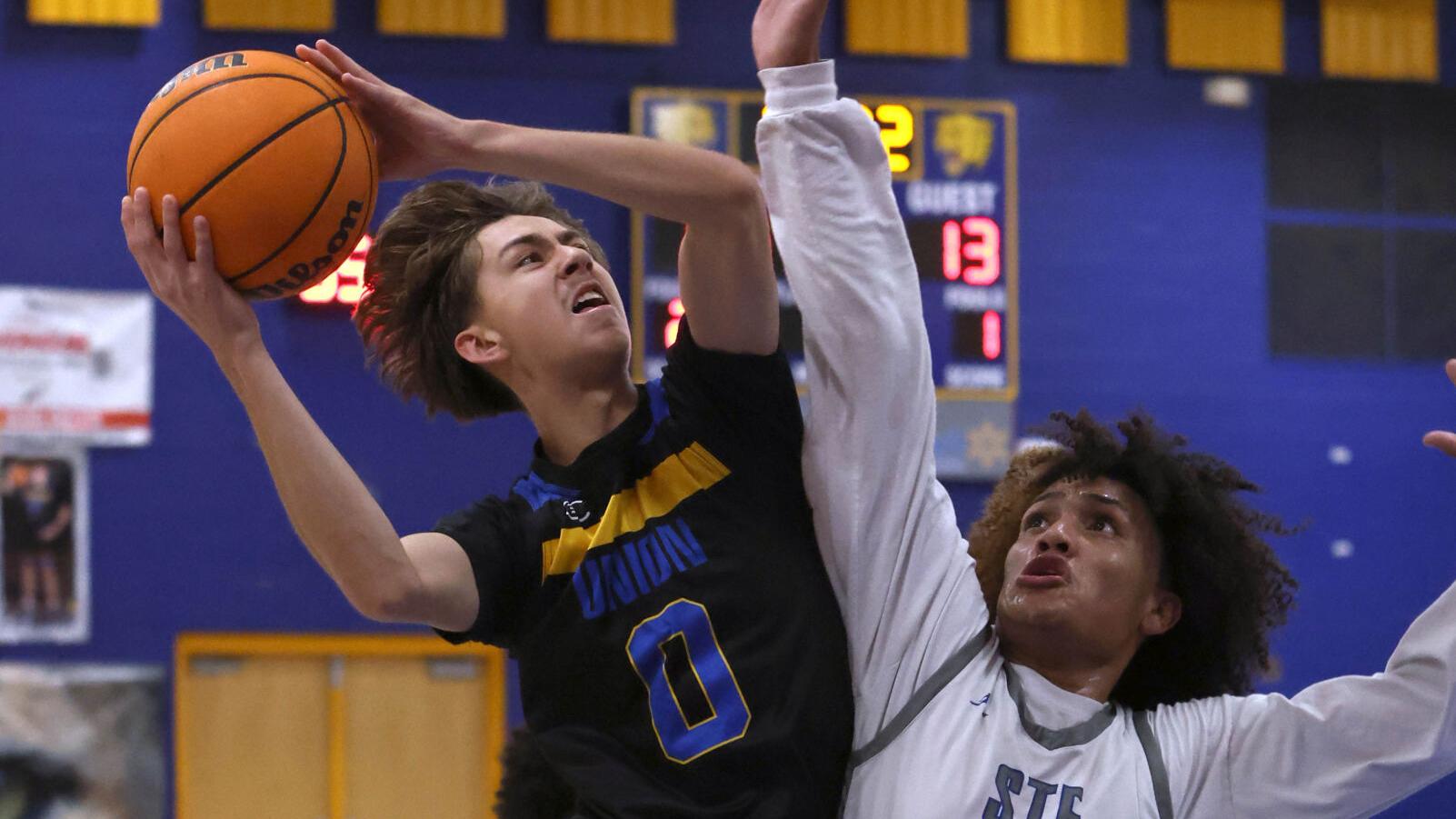 Cougars overcome Sabercats' 3-point barrage | Local Sports ...