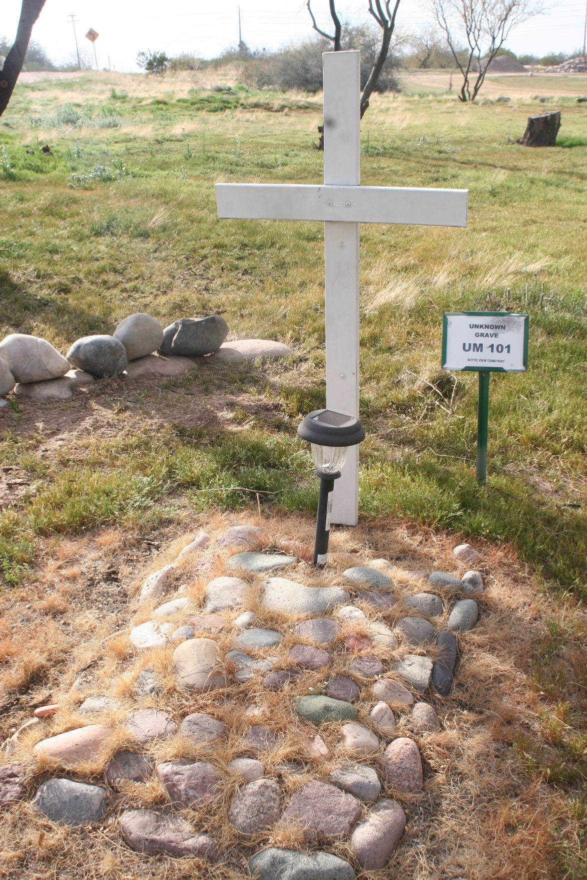 Coolidge man works to beautify forgotten historic Pinal cemetery | News ...