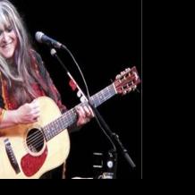 Review: Four decades after Woodstock, Melanie retains passion, message ...