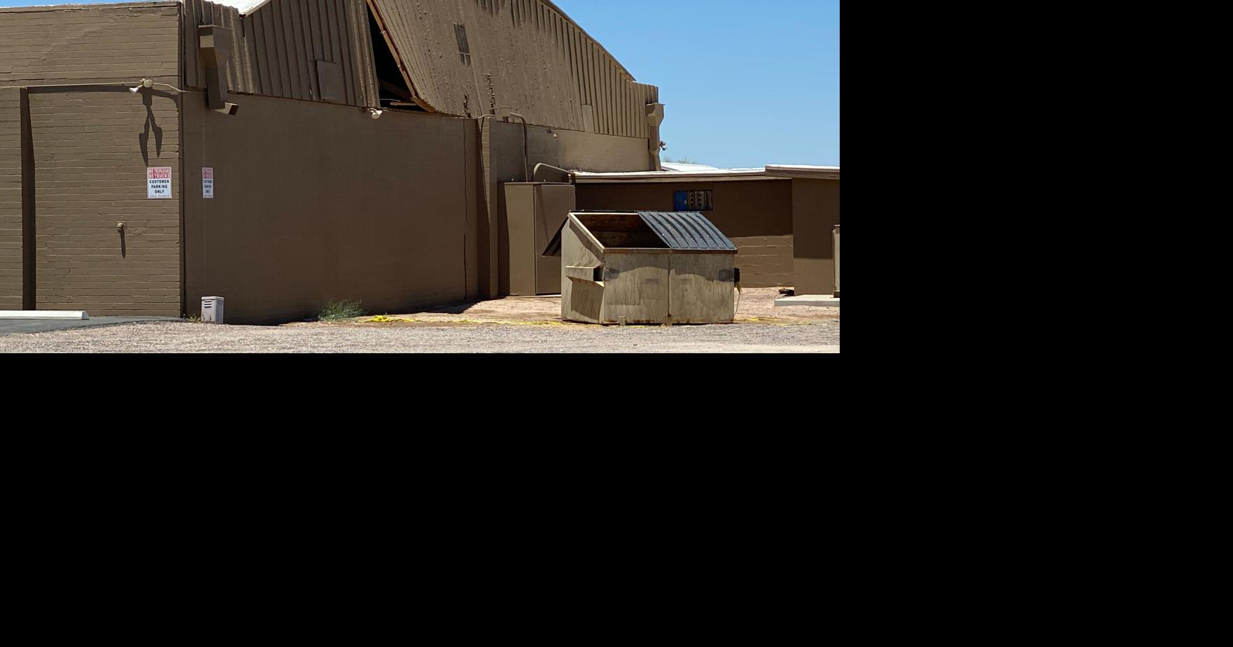 Cotton Bowl roof collapses; tragedy avoided at CG's only bowling alley ...